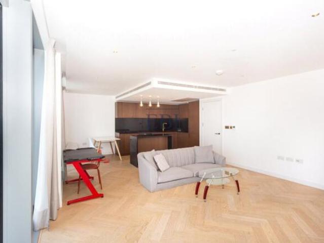 2 bedroom apartment for rent in Landmark Pinnacle, 10 Marsh Wall, Canary Wharf, E14