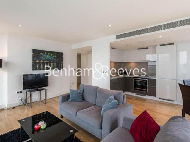 2 bedroom apartment for rent in Landmark West Tower, Marsh Wall, E14
