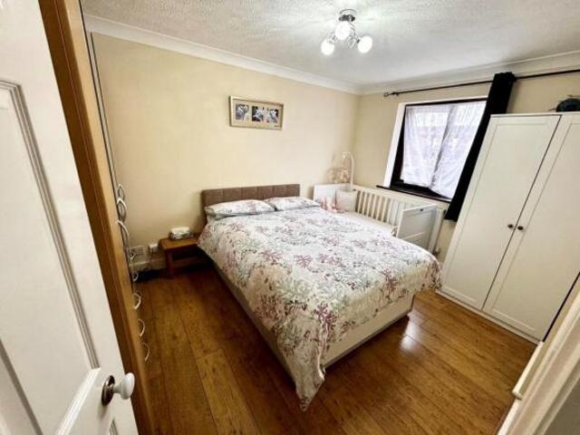 2 bedroom apartment for rent in Langstone Marina Heights, PO4