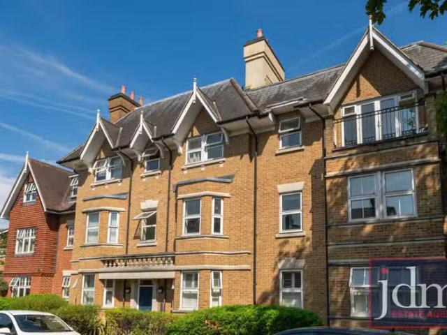2 bedroom apartment for rent in Lansdowne Road, Bromley, Kent.