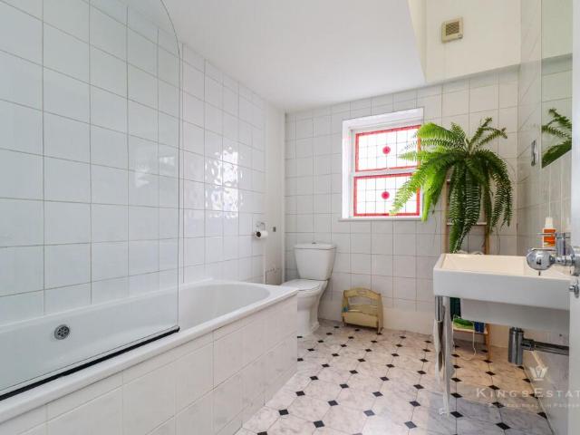 2 bedroom apartment for rent in Lansdowne Road, Tunbridge Wells, TN1