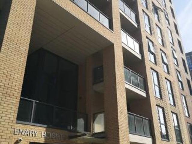 2 bedroom apartment for rent in Larkwood Avenue, London, SE10