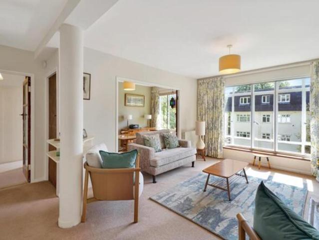 2 bedroom apartment for rent in Lawrie Park Road, Sydenham, London, SE26