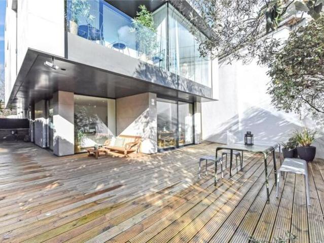 2 bedroom apartment for rent in Latitude House, Oval Road, Camden, NW1
