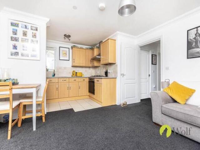 2 bedroom apartment for rent in Layton Road, Parkstone, Poole, BH12