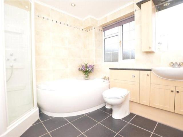 2 bedroom apartment for rent in Leconfield Court, Wetherby, West Yorkshire, LS22