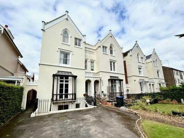 2 Bedroom Apartment For Rent In Leamington Spa