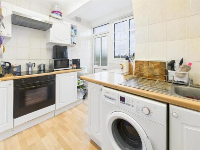 2 bedroom apartment for rent in Lebanon Court Richmond Road, Twickenham, TW1