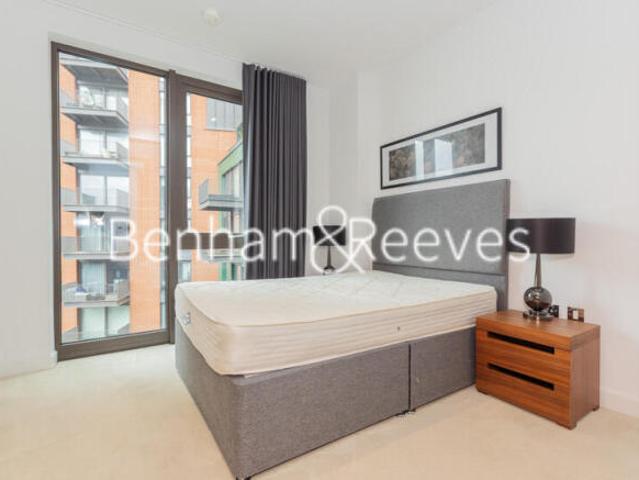 2 bedroom apartment for rent in Legacy Building, Nine Elms, SW11