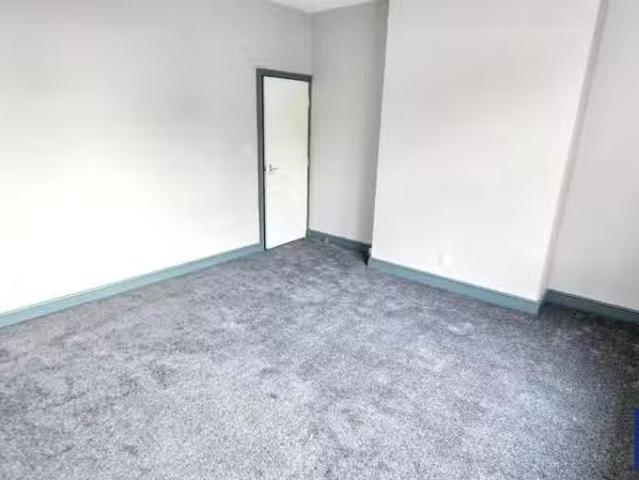 2 bedroom apartment for rent in Leeds Road, Bradford, BD3