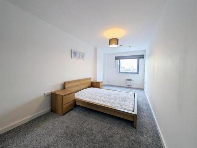 2 bedroom apartment for rent in Leeds Street, Liverpool, L3