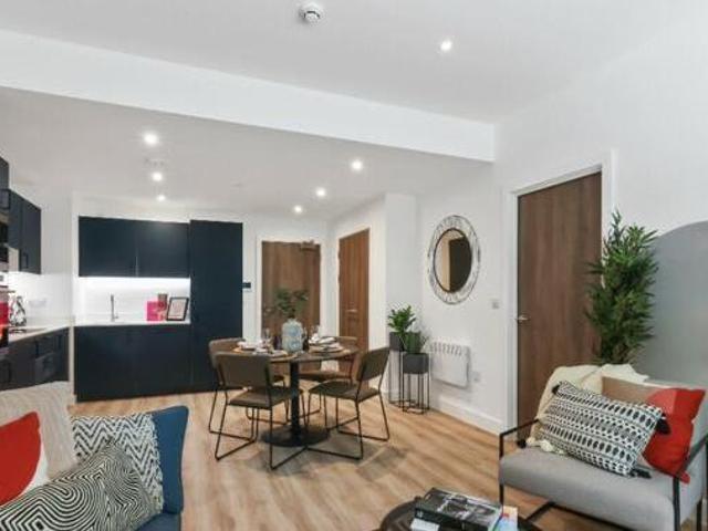 2 Bedroom Apartment For Rent In Leeds, West Yorkshire