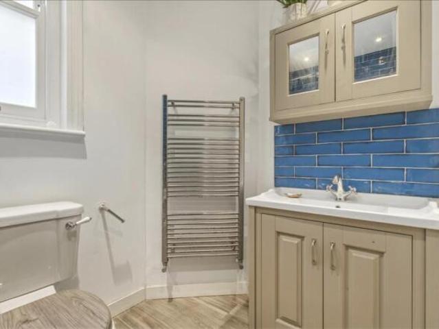2 bedroom apartment for rent in Leighton Mansions, Hammersmith, London, W14