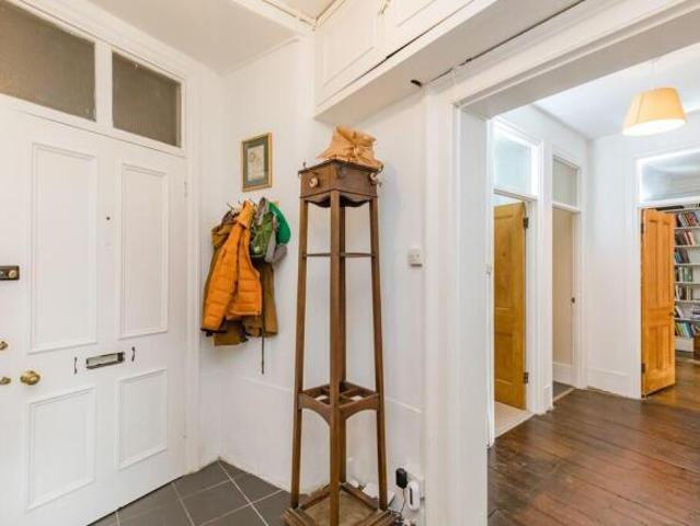 2 bedroom apartment for rent in Lewes Crescent, Brighton, BN2