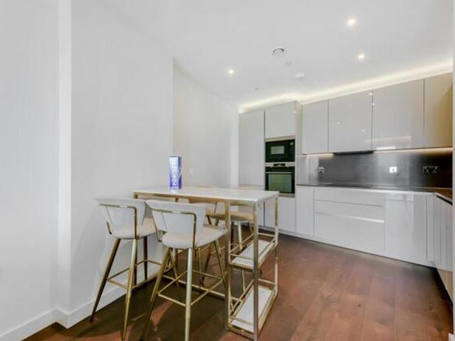 2 bedroom apartment for rent in Lexington Gardens, Nine Elms, London, SW11