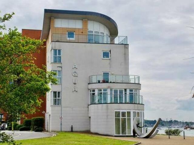 2 bedroom apartment for rent in Lifeboat Quay Poole BH15