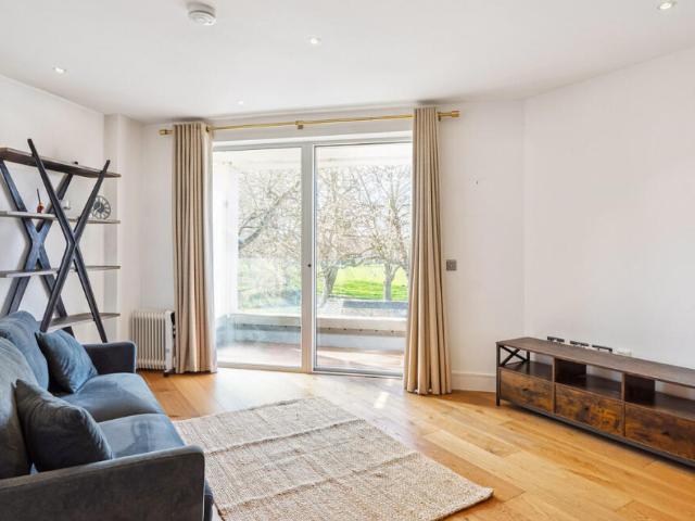 2 bedroom apartment for rent in Lillie Road, London, SW6