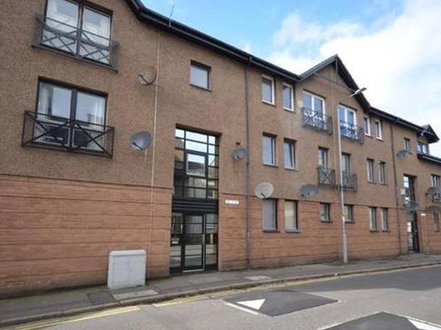 2 bedroom apartment for rent in Limonds Wynd Ayr Ayrshire ka8 0ab KA8