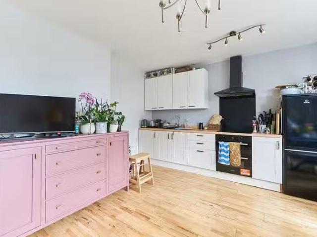 2 bedroom apartment for rent in Lime Grove, Bath, BA2