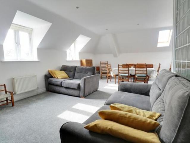 2 bedroom apartment for rent in Linden Court, 35 Oaklands Road, Bromley, Kent, BR1