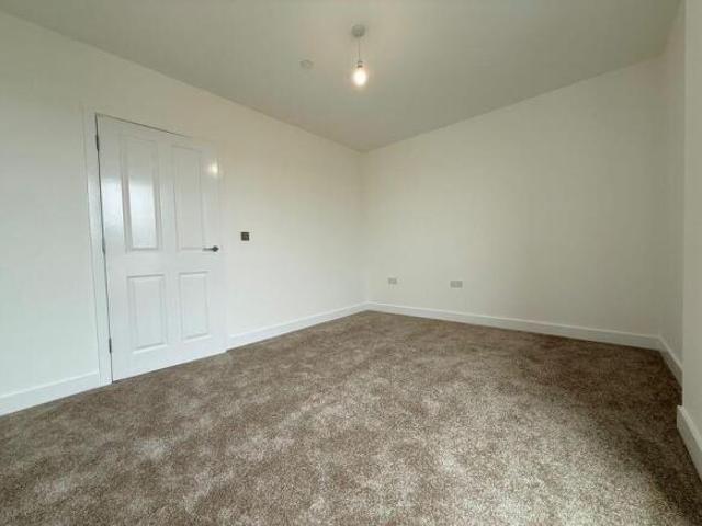 2 bedroom apartment for rent in Lingfield Apartments, Parade Gardens, Chingford, E4
