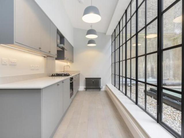 2 bedroom apartment for rent in Lisle Street, Chinatown W1, WC2H