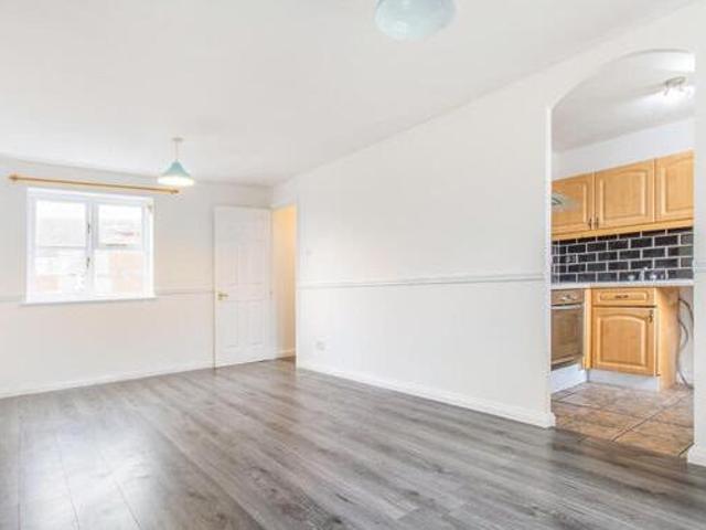 2 Bedroom Apartment For Rent In Liverpool, Merseyside