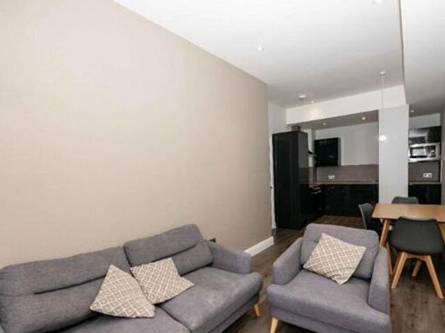 2 Bedroom Apartment For Rent In Liverpool, Merseyside