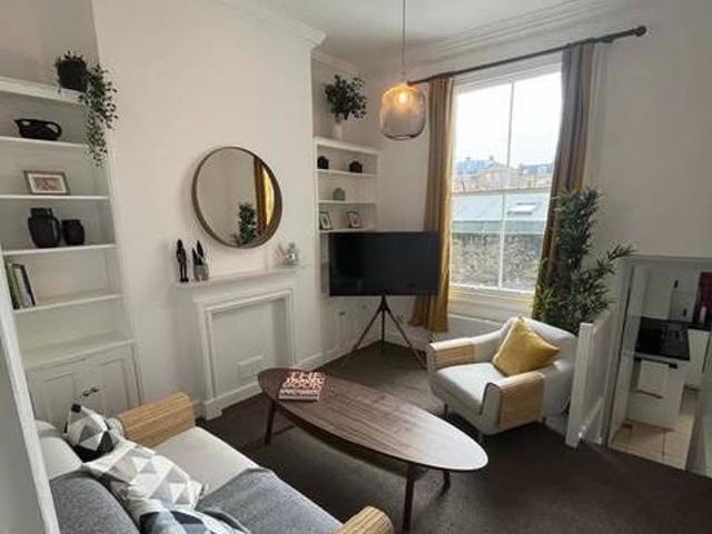 2 bedroom apartment for rent in LNDNWES542 Westbourne Park Road London W11