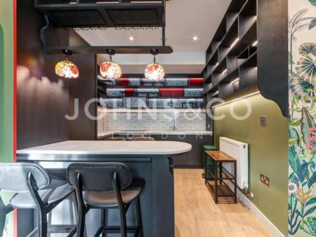 2 bedroom apartment for rent in Lookout Lane, London City Island, London, E14
