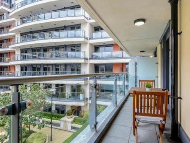 2 Bedroom Apartment For Rent In London