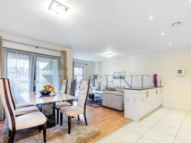 2 Bedroom Apartment For Rent In London