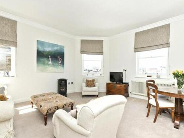 2 Bedroom Apartment For Rent In London
