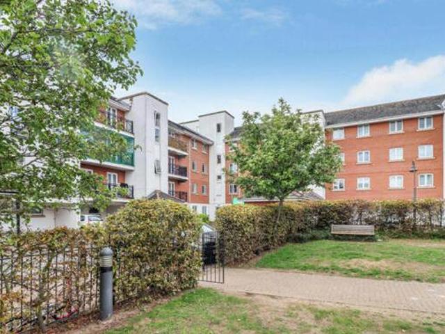 2 Bedroom Apartment For Rent In London