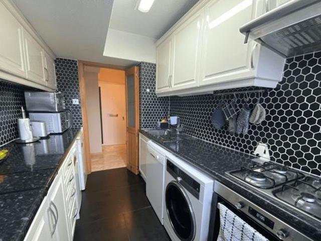 2 Bedroom Apartment For Rent In London