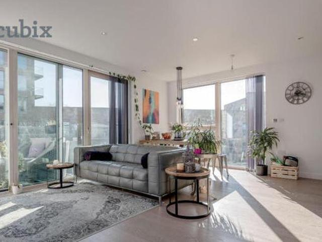 2 Bedroom Apartment For Rent In London