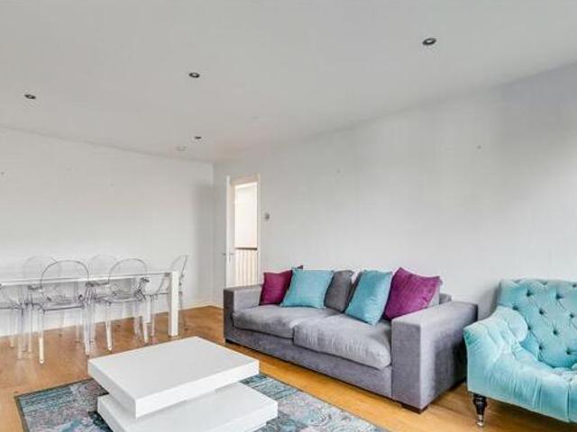 2 Bedroom Apartment For Rent In London