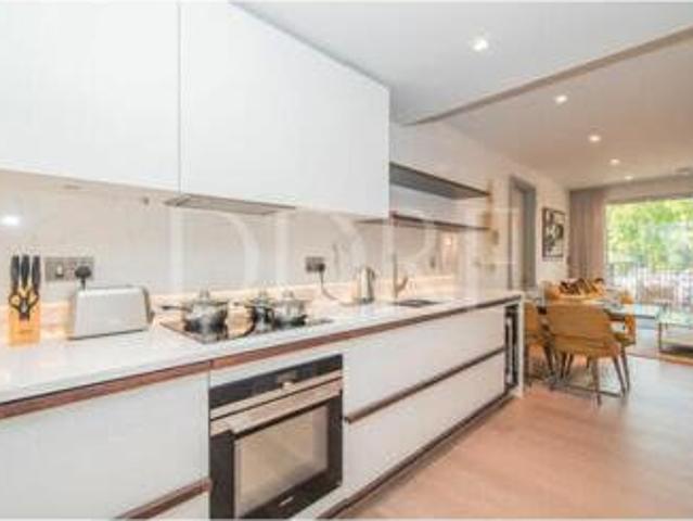 2 Bedroom Apartment For Rent In London
