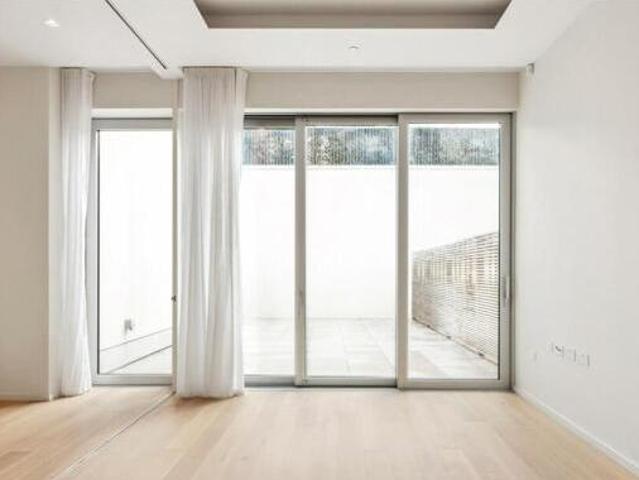 2 Bedroom Apartment For Rent In London