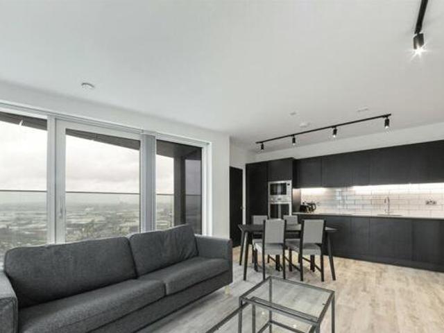 2 Bedroom Apartment For Rent In London