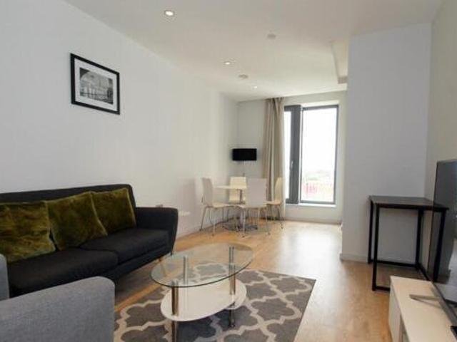 2 Bedroom Apartment For Rent In London