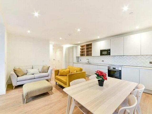 2 Bedroom Apartment For Rent In London