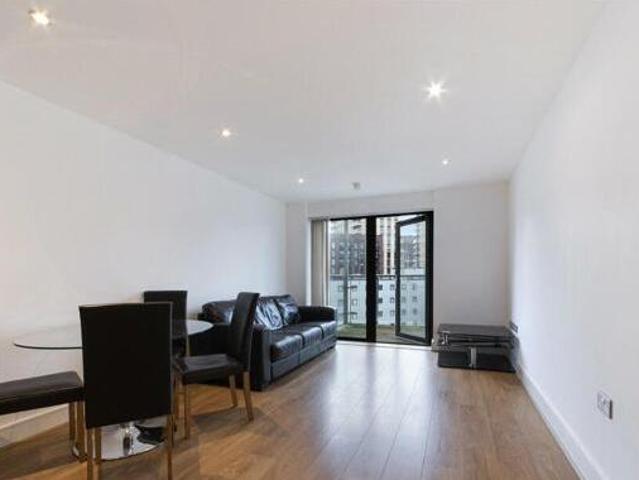 2 Bedroom Apartment For Rent In London