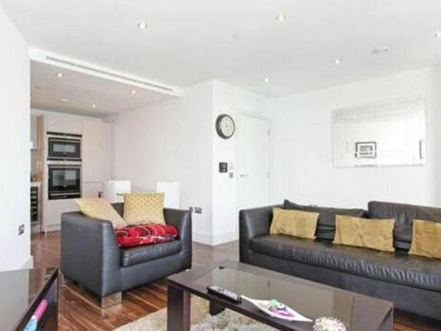 2 Bedroom Apartment For Rent In London
