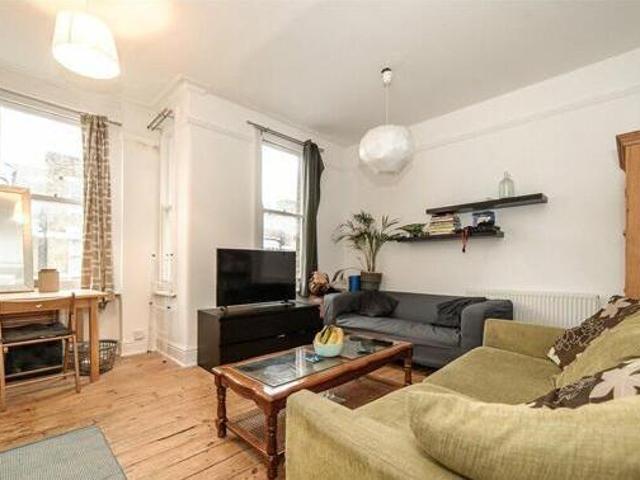 2 Bedroom Apartment For Rent In London