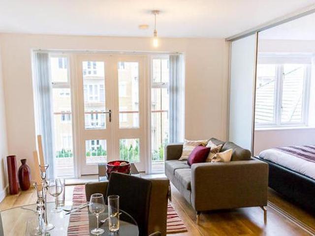 2 Bedroom Apartment For Rent In London