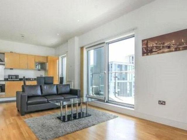 2 Bedroom Apartment For Rent In London