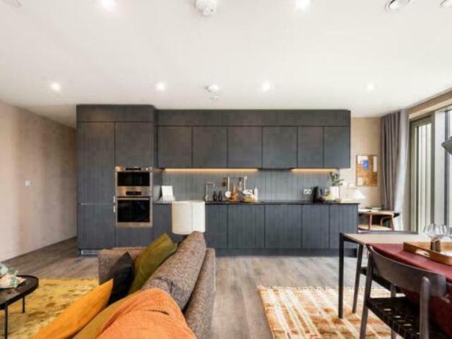 2 Bedroom Apartment For Rent In London