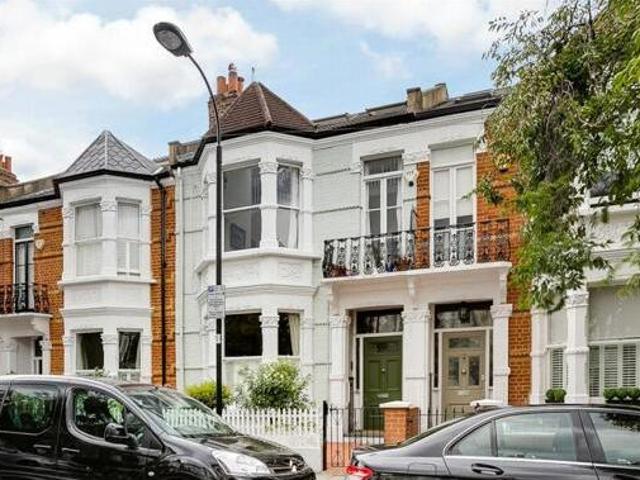 2 Bedroom Apartment For Rent In London