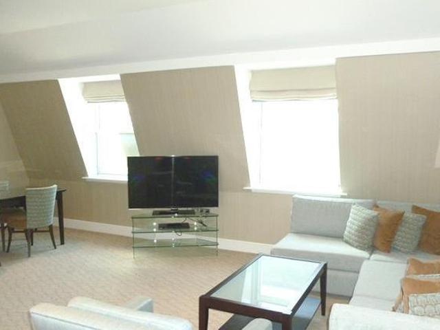2 Bedroom Apartment For Rent In London